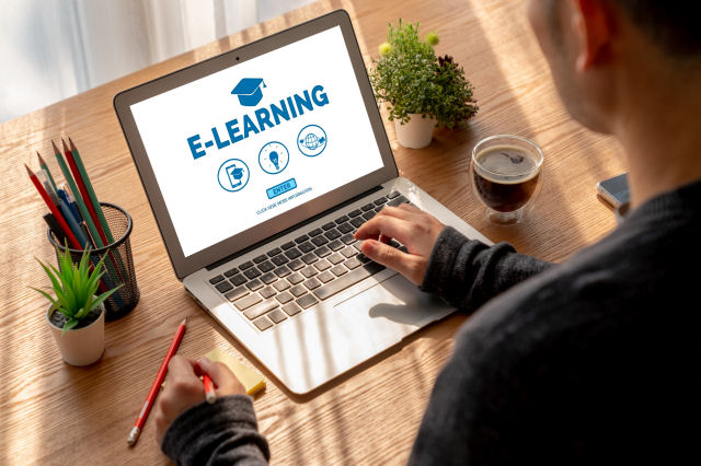 How to Use Digital Marketing in Promoting Your Online Courses